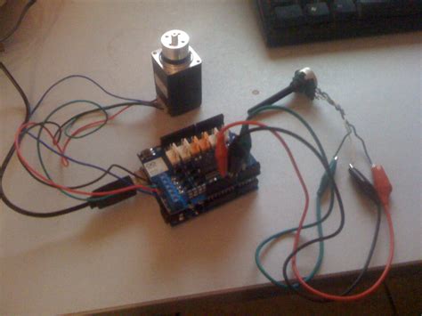 Analog Input Heavily Influenced By Motor Shield Sensors Arduino Forum