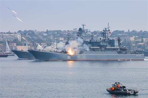 День Черноморского флота ВМФ России Когда установили праздник Новая Сибирь Online