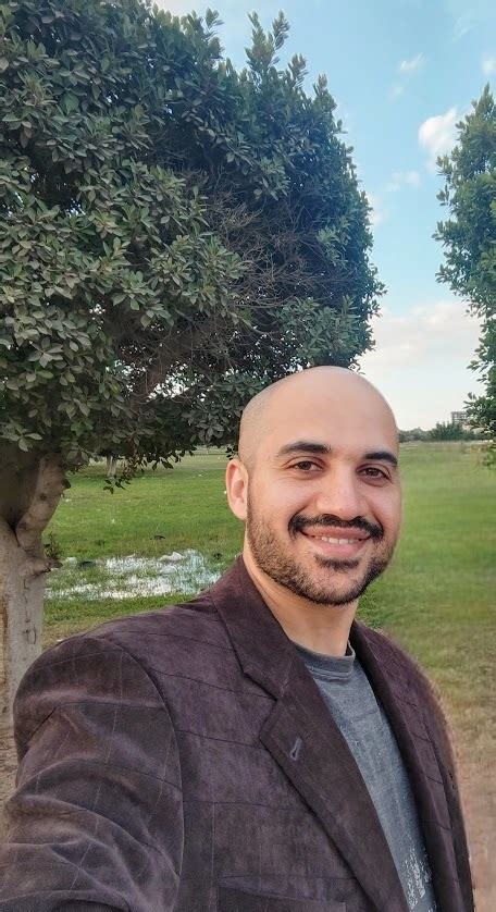 Mohamed Nagieb محمد نجيب 10th Of Ramadan City