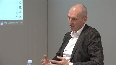 За последний год количество работников «intersurgical увеличилось