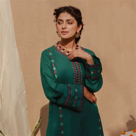 Zamurd Shades By Abeeha Usman