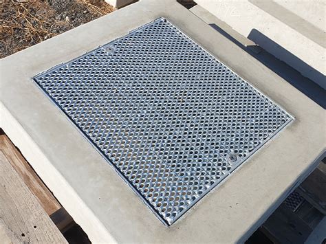 Pedestrian Safe Grates Svc Civil