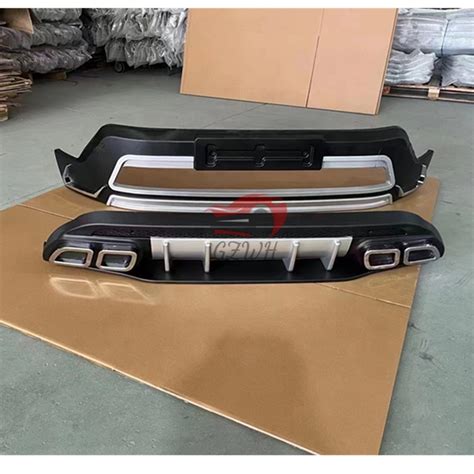 자동차 전면 및 후면 범퍼 자동차 그릴 자동차 바디 키트 Innova 2023 의 고품질 자동차 전면 및 후면 범퍼 자동차 그릴 자동차 바디 키트