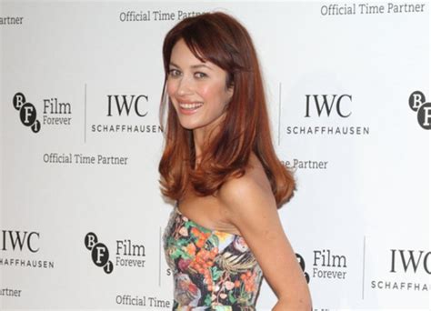 Olga Kurylenkos Red Hair Color And Long Hairstyle With The Bangs