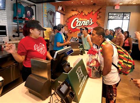 Crowds Flock To First Of Two Chicken Eatery Openings News Sports