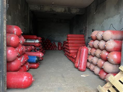 ბუნებრივი და თხევადის გაზის ბალონები იტალიიდან Facebook