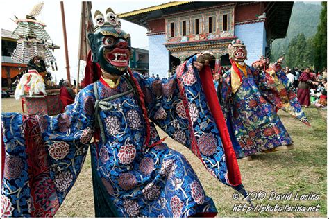 Travel Photo Gallery Performing The Dance Cham Dance India