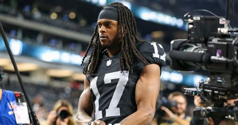 Report Raiders Davante Adams Won T Be Punished By NFL For Shoving Photographer News Scores
