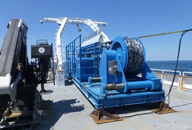 OAWRS Vertical Towed Array Handling System Einhorn Engineering PLLC