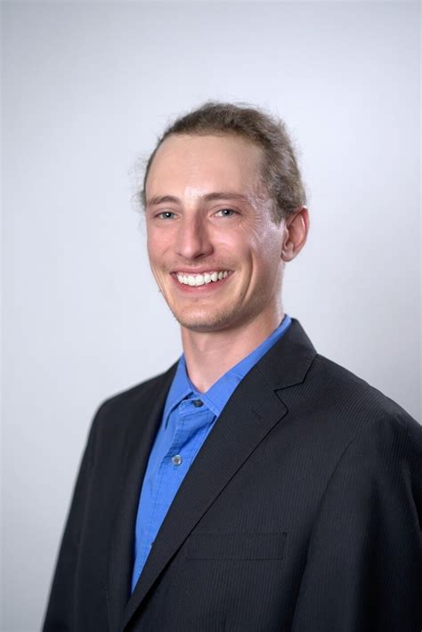 Think Like An Attacker Offensive Versus Defensive Cybersecurity