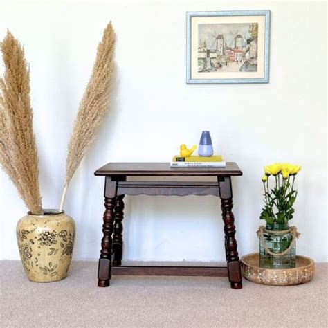 ყავის მაგიდები Collector Tbilisi