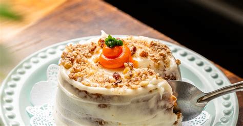 Бесплатные стоковые фото на тему Tablescape белый шоколад бистро вкусный выпечка гайки