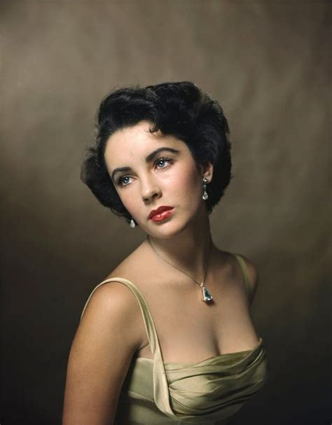 The Story Behind An Iconic And Sultry Portrait Of Elizabeth Taylor