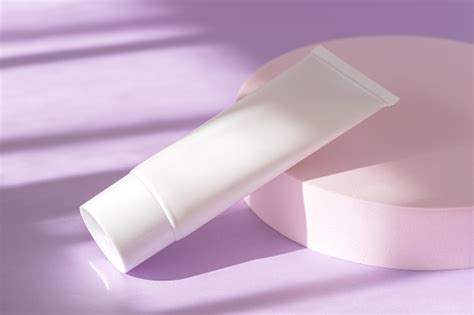 뷰티 코스메틱 크림 로션 스탠드 백그라운드 포디움 받침대 쇼케이스에 화장품 브랜드 모형 스킨케어 제품 템플릿 자외선 차단제 튜브 제품 프리젠 테이션 모의 화이트 패키징 크림