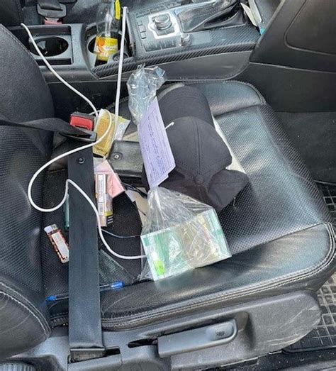 Криминалисти пресякоха акция на ало измамници спасиха спестяванията на възрастен мъж