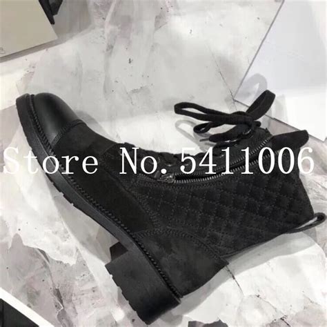 Женские ботинки в байкерском стиле кожаная зимняя модная обувь брендовая роскошная