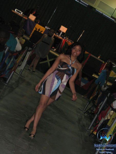 Moneas Photo Portfolio 0 Albums And 12 Photos Model Mayhem