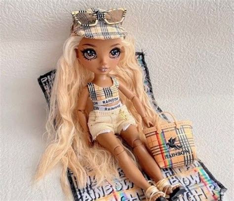 Pin P Rainbow High Dolls My Collection