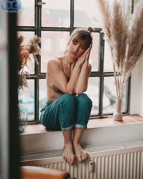 Isabell Horn Nude Pictures Photos Playbabe Naked Topless Fappening