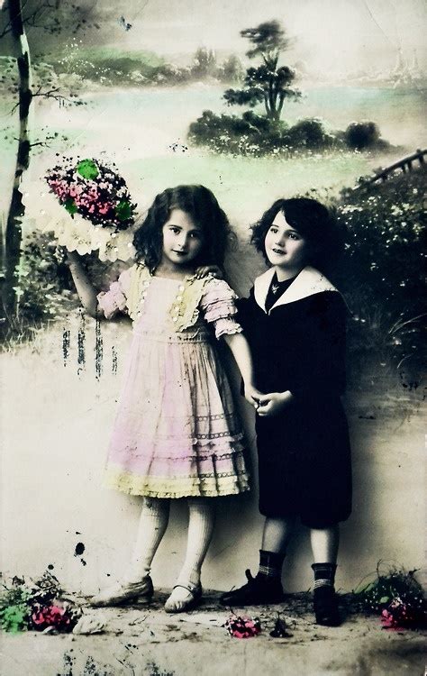 I Love The Hand Tinting Readers People Vintage