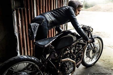 Cafe Racer Girls Photo