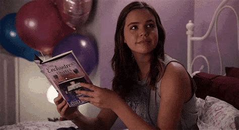 Bailee Madison Gif Bailee Madison Discover Share Gifs