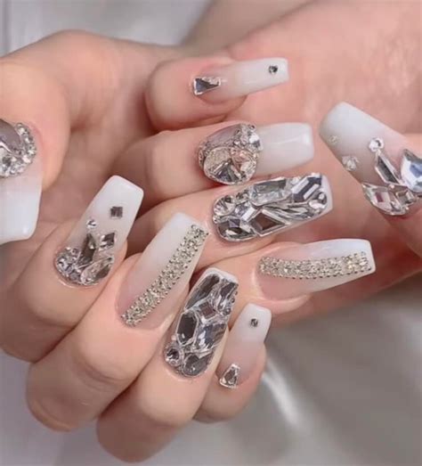 Дуудлагаар хумс засал нүүр будалт Ulaanbaatar