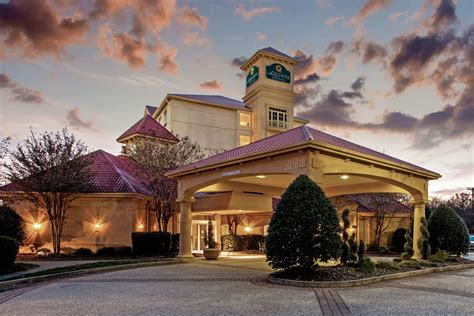 La Quinta Inn And Suites By Wyndham Winston Salem Winston Salem Nc Hotels