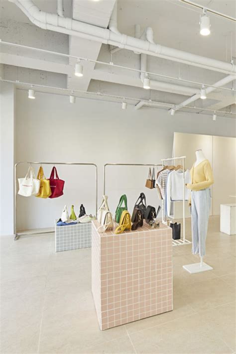 [no 2863 바이닐로] 화이트톤 미니멀한 디자인의 28평 쇼핑몰 촬영스튜디오 인테리어