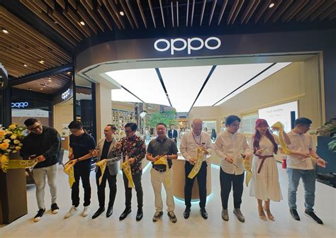 Oppo Experience Store Terbesar Di Indonesia Serba Premium Gayatekno Id
