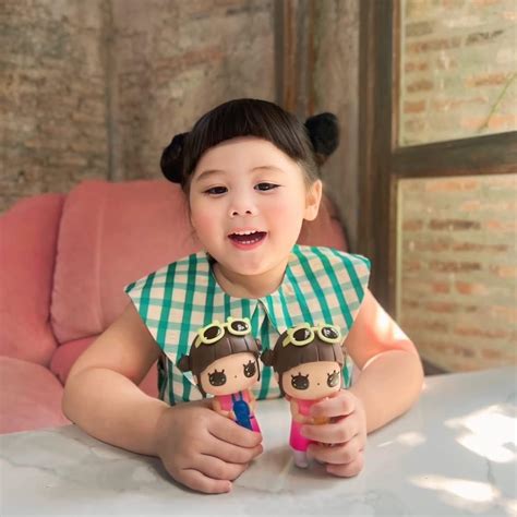 เกลป้องกันนกให้แม่ชม ความเป็นห่วงกลัวนกจิกแม่ชม เกลเก่งจริงและน่ารักจังเลย 🥰 แอบิเกล เกล