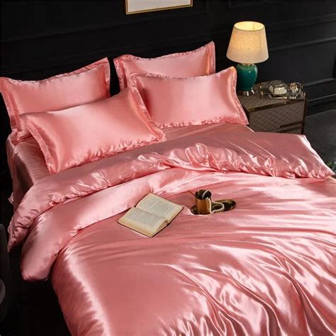 4pcs Set Summer Smooth Nude Sleeping Silky Bedding Set Light Luxury Satin Quilt Cover Sheet