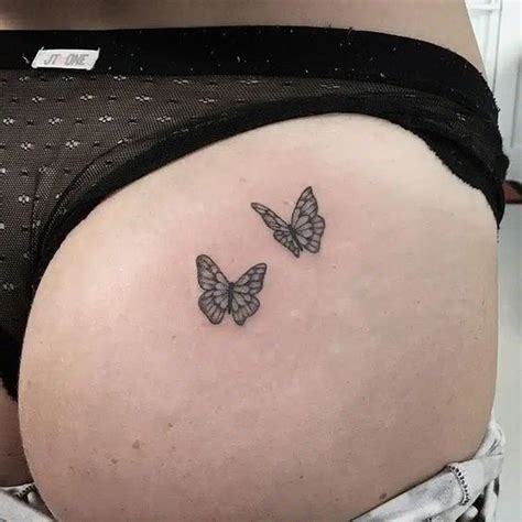 Bold And Beautiful Why Buttcheek Tattoos Are The New Trend Cleo Diva