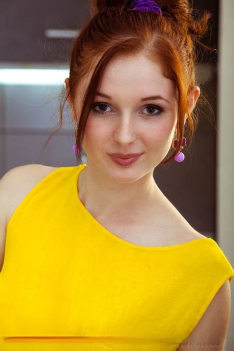 Redheaded Teen Babe Leona Honey Baring Nice Ass And Pussy For Glam