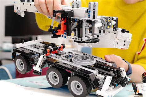 Kit Perakitan Mobil Kompleks Pekerja Perempuan Merakit Kendaraan Umum