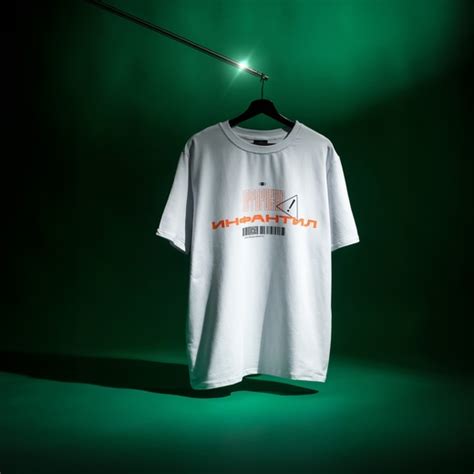 Футболка Осторожно инфантил купить за 2 000 руб на ВК Маркет ВКонтакте