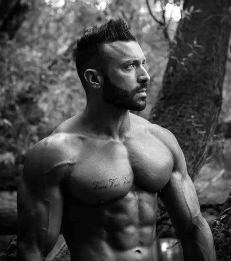 Male Stripper In Brussels Pissup Stag Dos