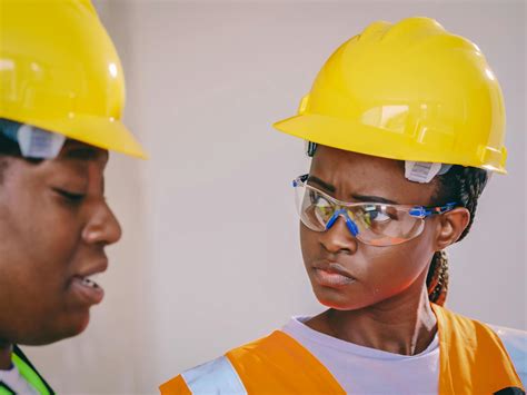 Hard Hat Standards Explained Ansi Vs En Hse Study Guide