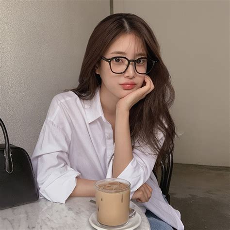 베니토 레니즈 글래시스신상베스트간절기가을여성데일리안경데일리안경뿔테안경데일리안경패션안경데일리룩