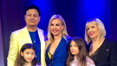 Камалія розлучається зі своїм чоловіком через 20 років шлюбу Новости Section Ukr Net