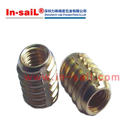 Self Tapping Threaded Insert With Insertting Pin To Increase Torque