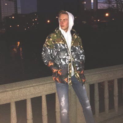 Inked Dory On Twitter Rate My Body 1 10 Https T Co Y34L31VU3U