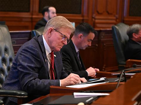 Illinois Rep Chris Miller Floats Bill To Ban Lab Grown Meat