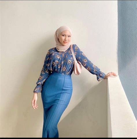 Pin Oleh Love Live Di Cute Hijabs Di 2025 Rok Penutup Kepala