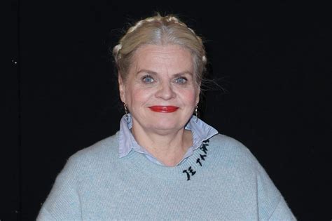 Isabelle Nanty maman : depuis 14 ans, elle a renoncé à… (c'est un peu ...