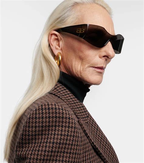 Balenciaga Hourglass Mask Sunglasses Balenciaga