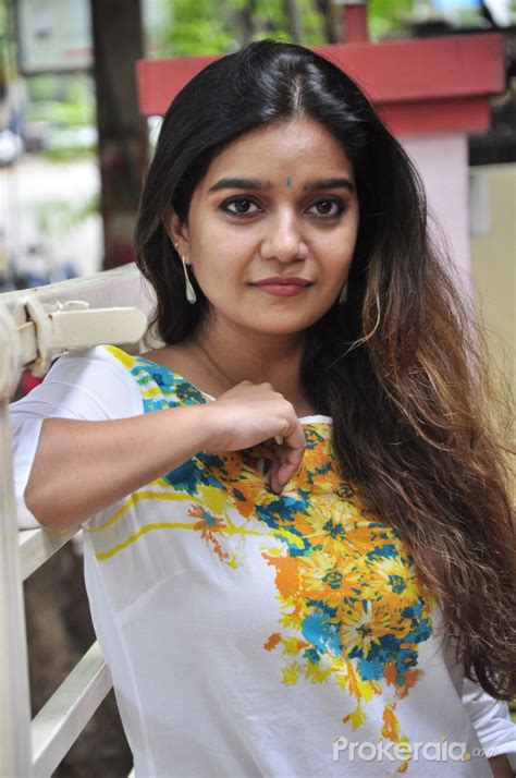 Swathi Reddy Photos Swathi Reddy Pics Photo Gallery Hot Sexy Swathi Reddy Photos Photos