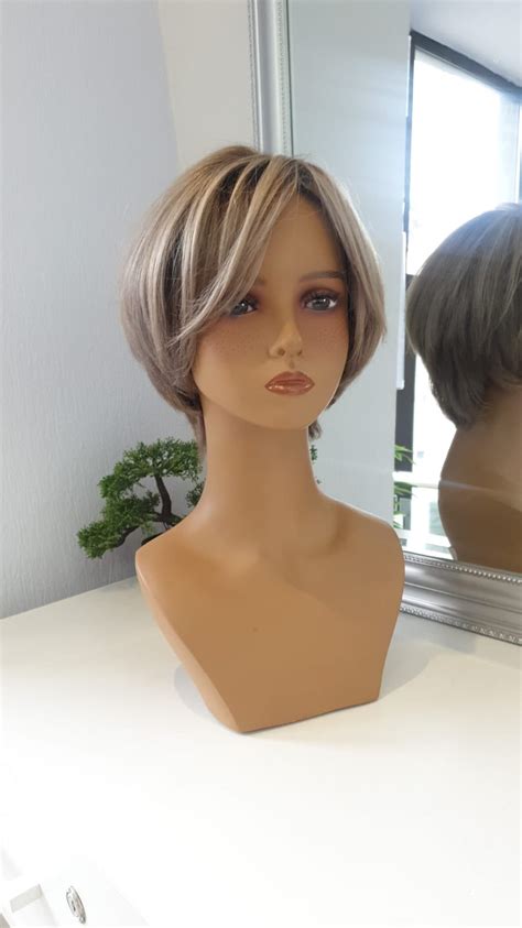 კონკრეტული პარიკები და შინიონები თმის სახლი Facebook