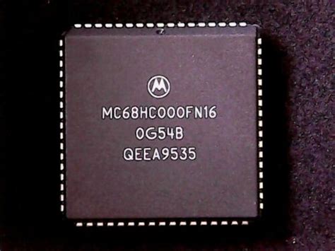 MC HC FN Motorola Microcontroller Bit MHz PLCC EBay
