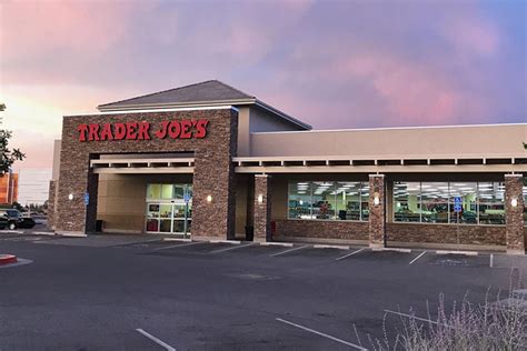Trader Joes Albuquerque 167 Grocery Store In Albuquerque 87110